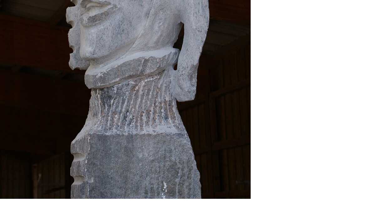 A Pillar of Freedom Freedom of Speech - The Fool | Sculpture Network