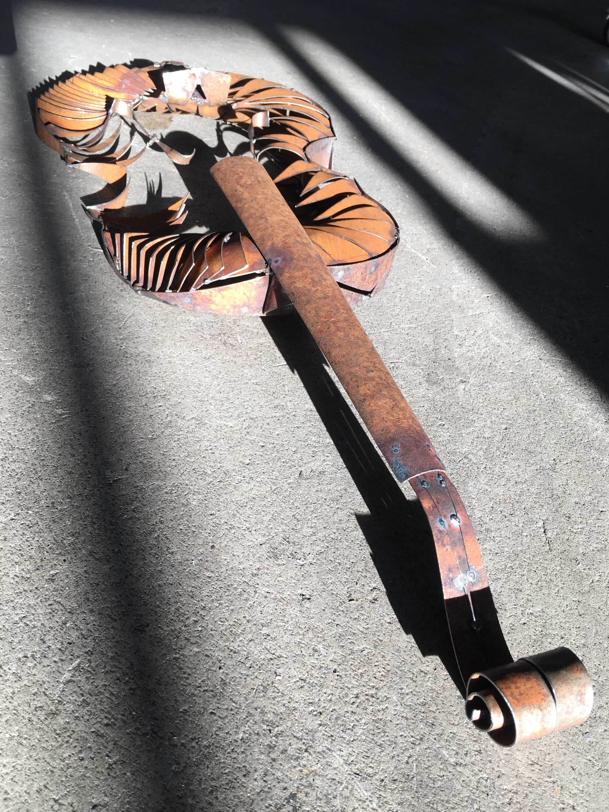 Die erste Geige / The first violin | Sculpture Network
