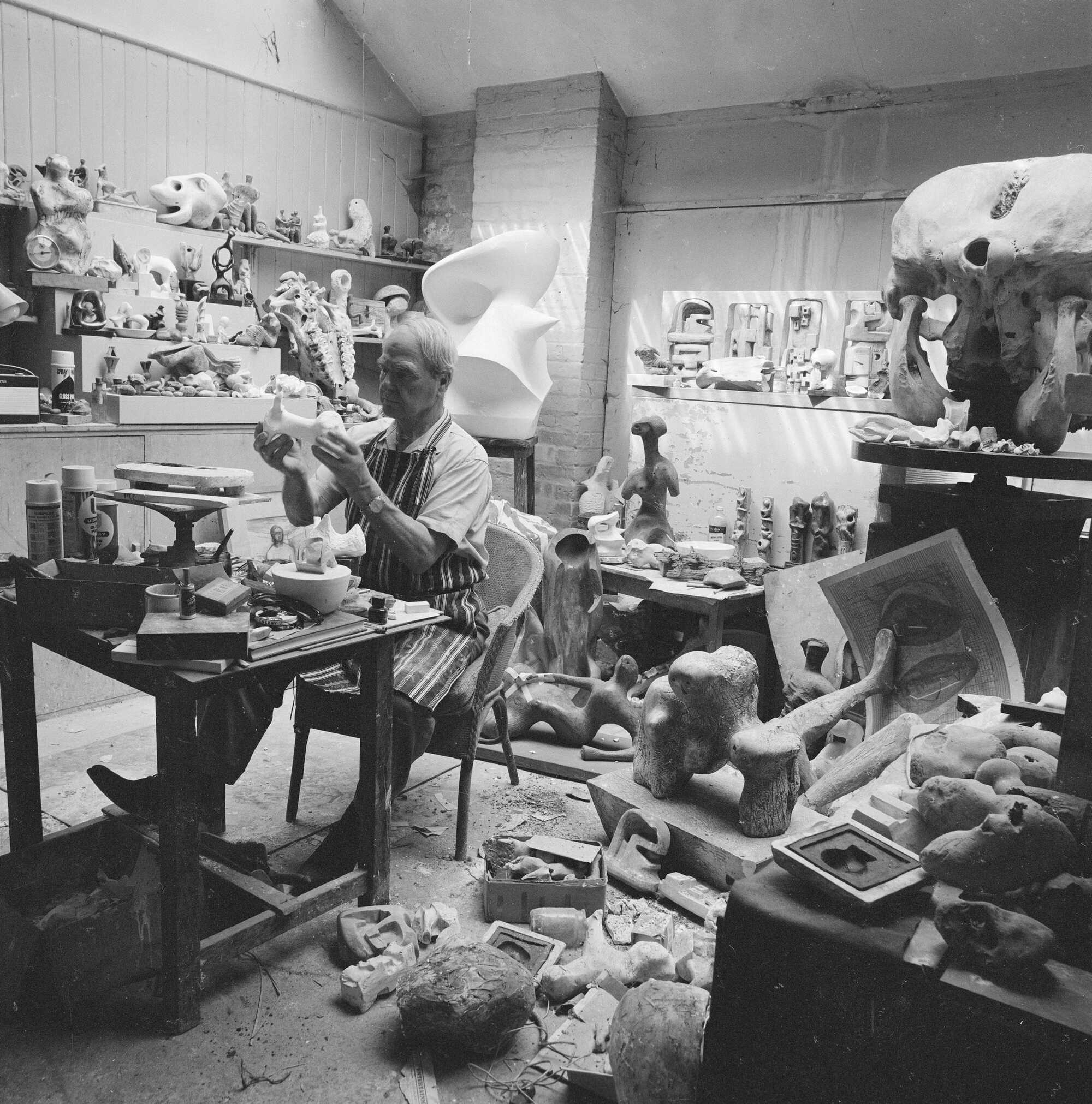 Das zeitlose Vermächtnis von Henry Moore | Sculpture Network