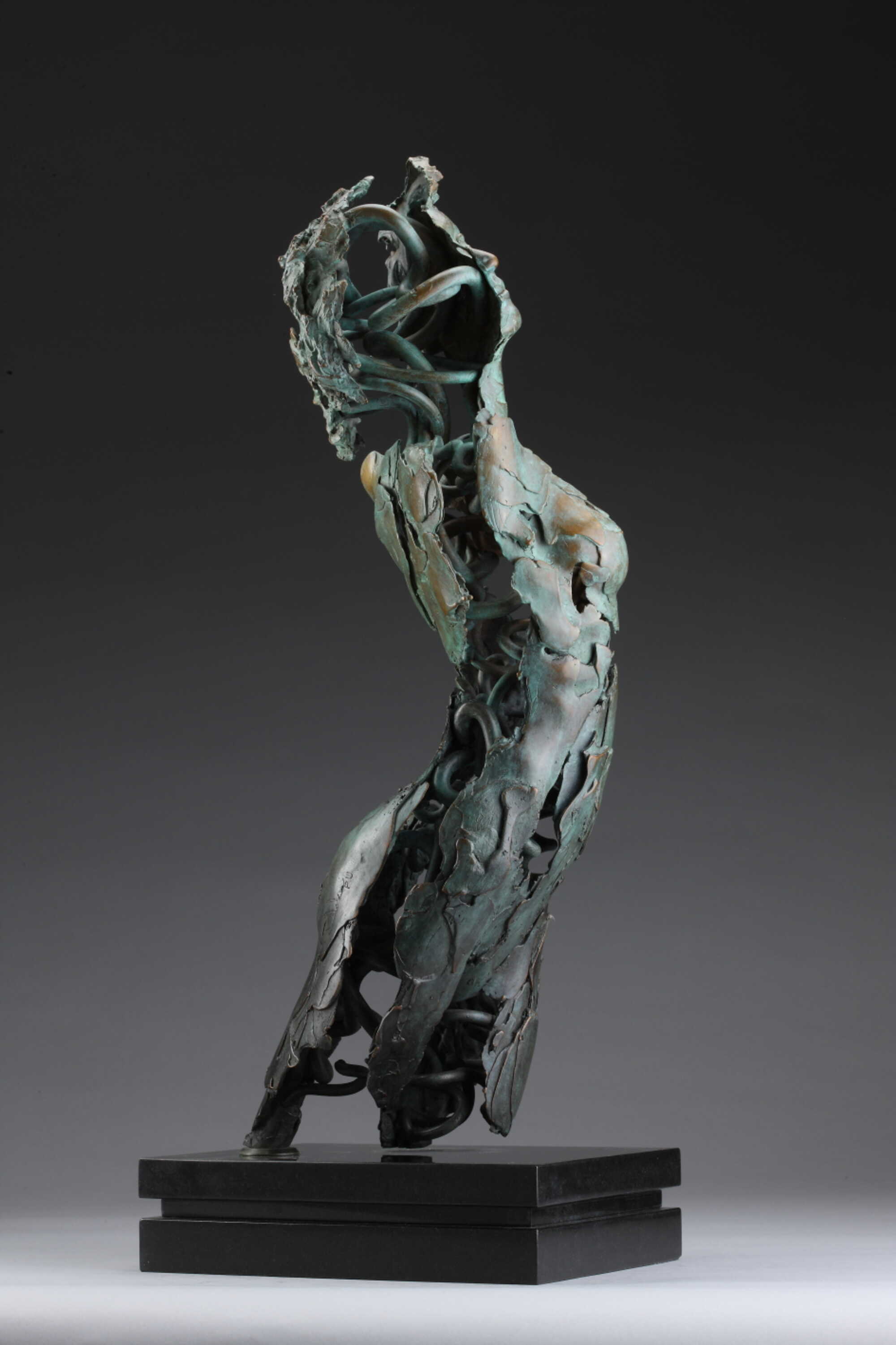 Angel Uzziel | Sculpture Network